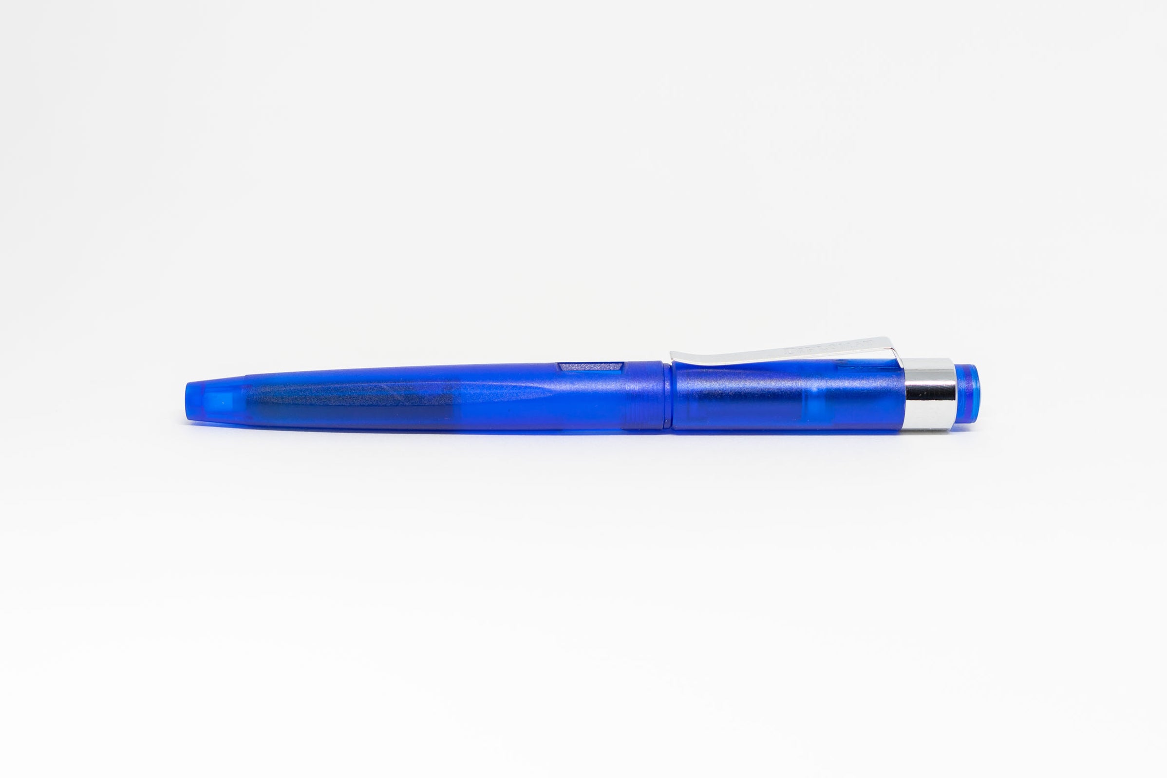 DIPLOMAT Magnum Fountain Pen - Demo Blue – Phidon Pens